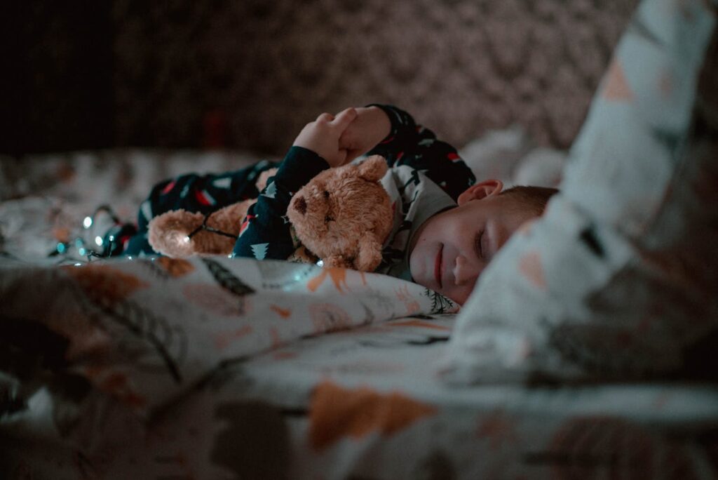 How to get toddler to sleep in own bed: 10 expert techniques